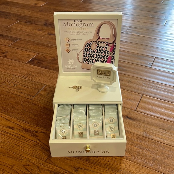 Spartina 449 | Bags | Spartina 449 Monograms Lot And Display Box | Poshmark